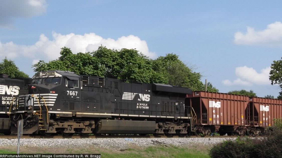 NS 7667 (ES40DC)